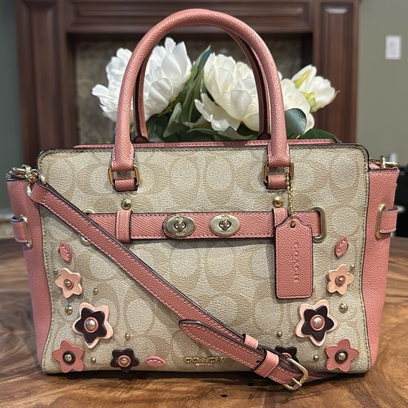 Coach | Bags | Coach Blake Carryall 25 In Signature Canvas With Floral ...